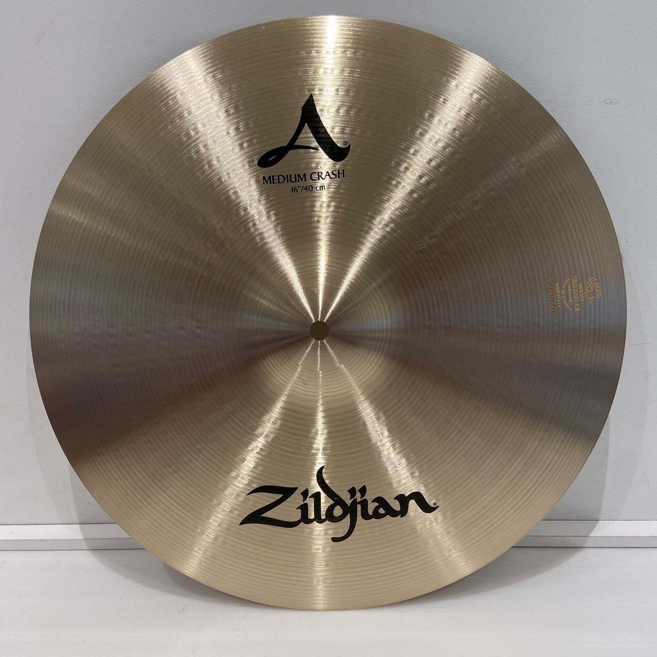 Zildjian 16” A ZILDJIAN MEDIUM CRASH 【1,105g】クラッシュ シンバル（新品/送料無料）【楽器検索デジマート】