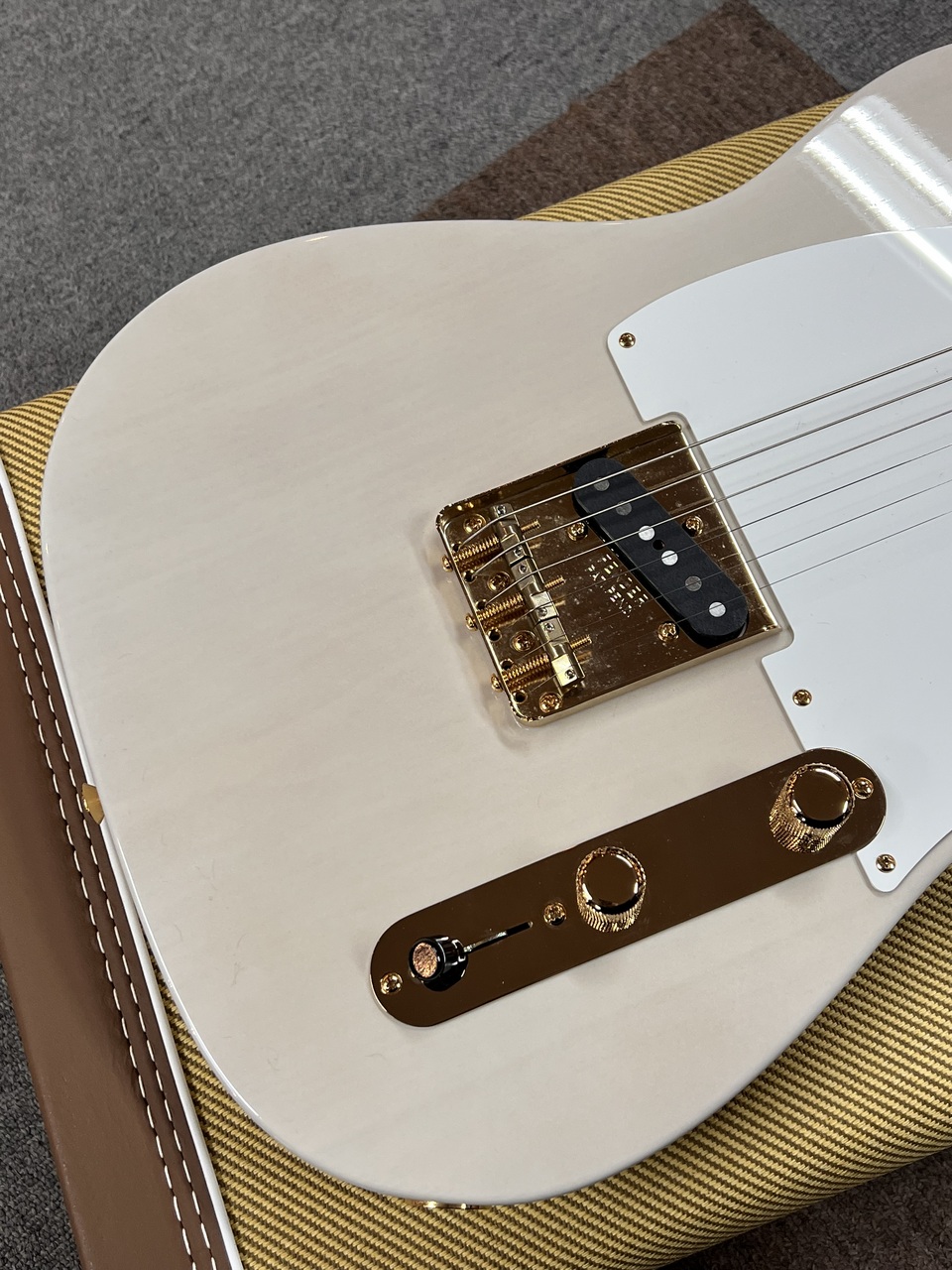 Fender Custom Shop 30TH ANNIVERSARY FOUNDERS DESIGN ESQURE Michael ...