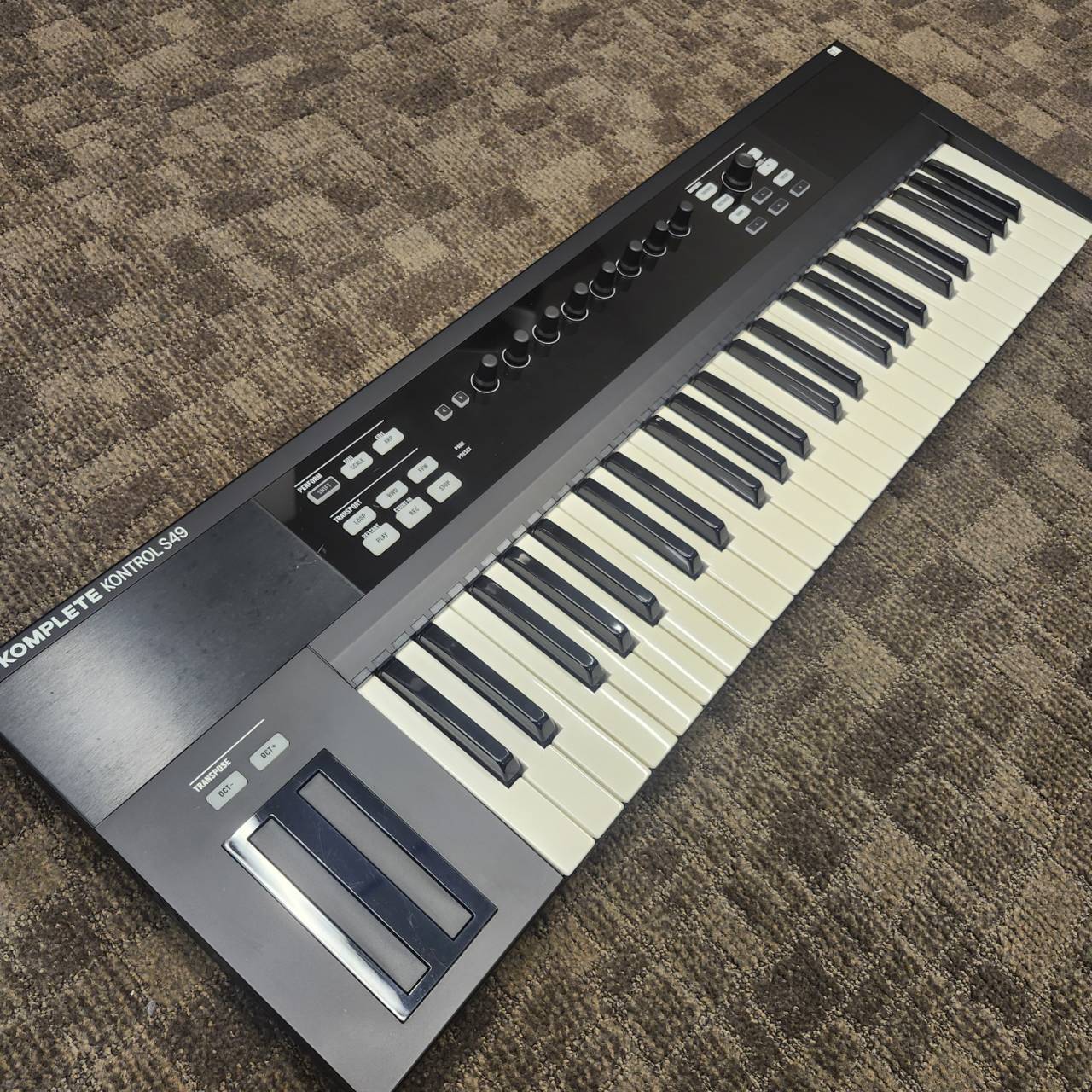 NATIVE INSTRUMENTS KOMPLETE KONTROL S49 mk1（中古/送料無料）【楽器検索デジマート】